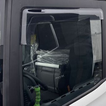 Window wind deflector DAF XF/XG/XG+ short model Truck Accessoires