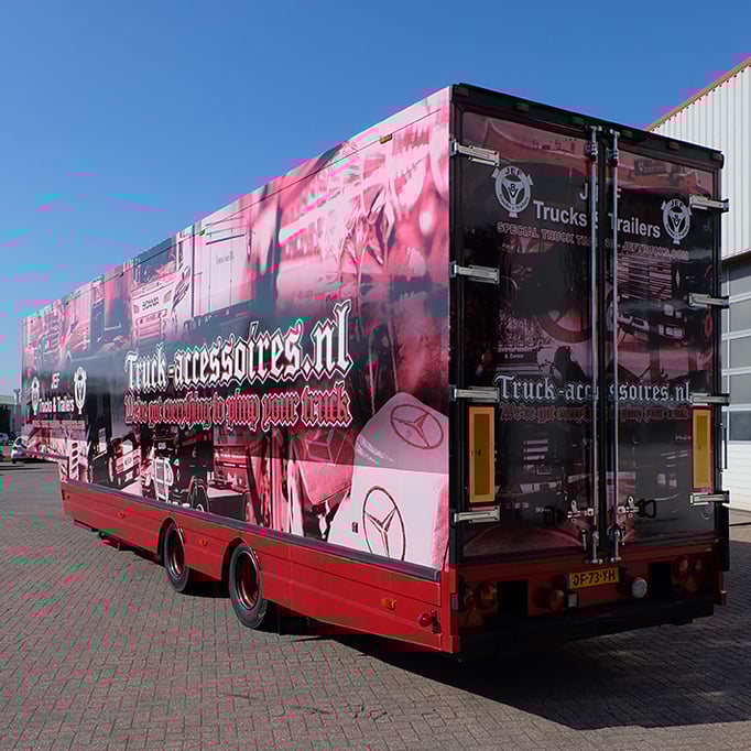 Truck Accessoires We ve got everything to pimp your truck Vrachtwagen accessoires Truck accessories LKW Zubehor Truckshop DAF Scania Volvo Renault Mercedes Iveco