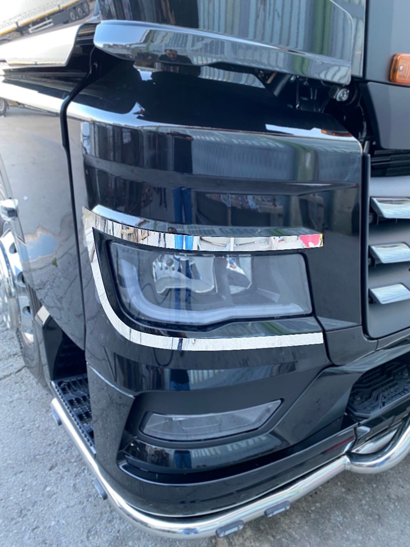 RVS Koplamp Frame MAN TGX 2021 Truck Accessoires