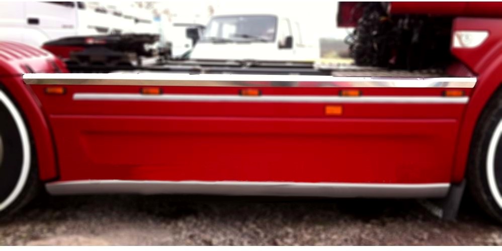 Stainless steel side strip Scania